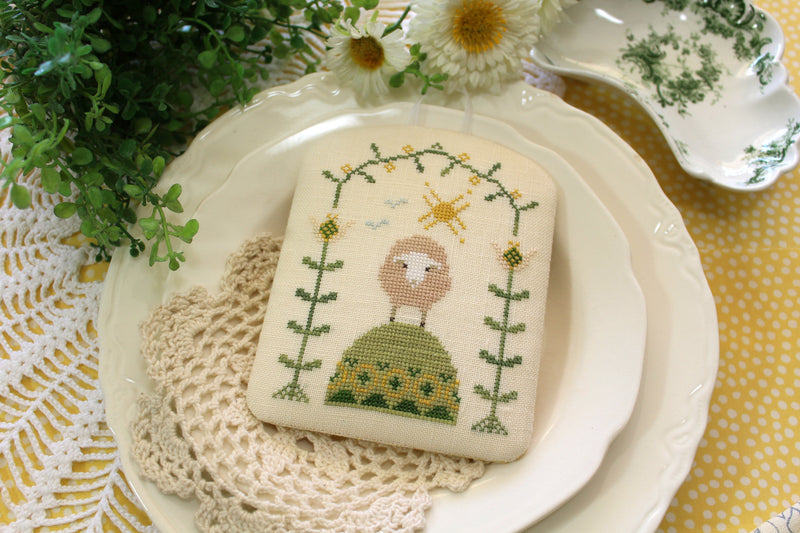 Cross Stitch Freebies - October House Fiber Arts